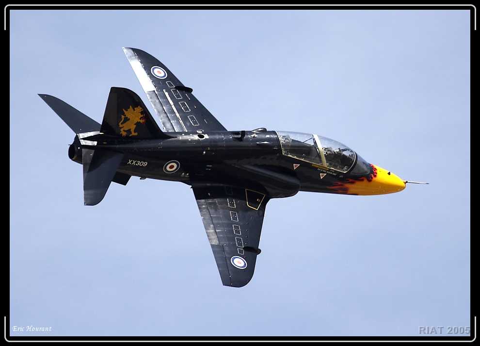 RIAT 2005 - Hawk T1 UK 208 Sqn Valley XX309 IMG_1361