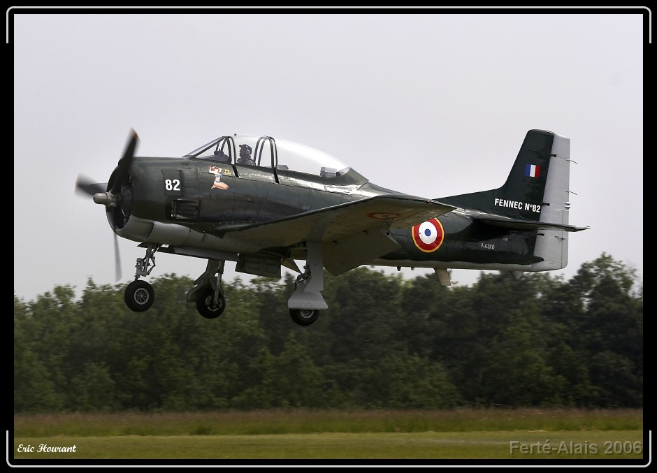 Ferté Alais 2006 - T-28 Fennec FR 82 F-AZKG _MG_1086